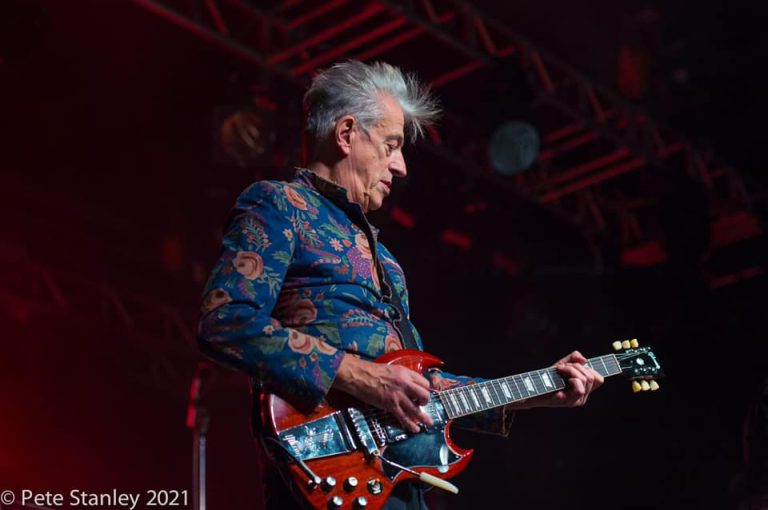 STEVE "BOLTZ" BOLTON, GITARISTA KTORÝ HRAL S THE WHO, ATOMIC ROOSTER ...